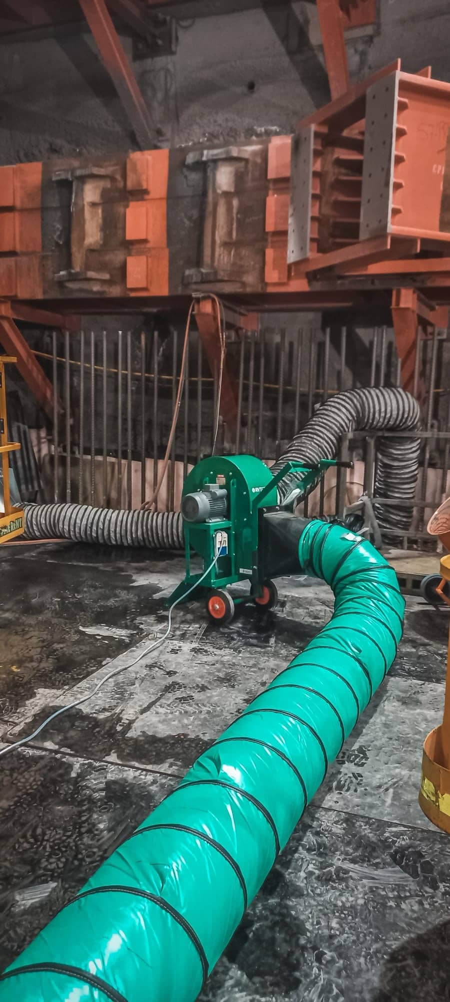 Welding Fume Extractor, Ventilation Hire | RVT